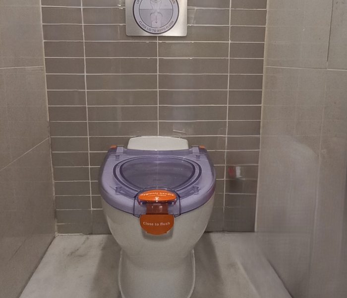 Commercial Toilets | Water Saving Toilets | Propelair EU